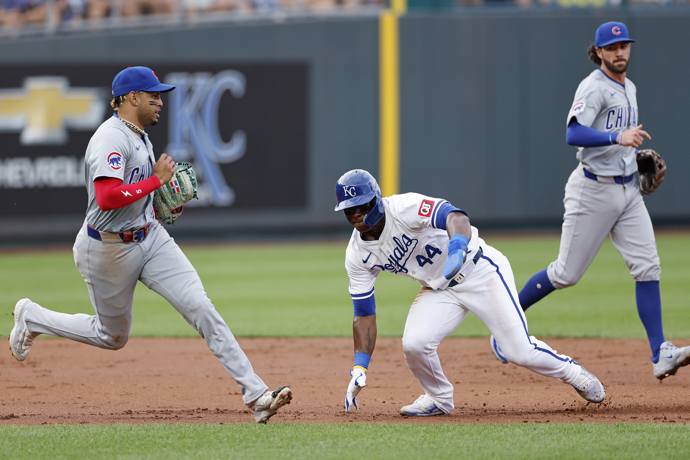 Patrick Wisdom hits grand slam as a pinch hitter in the 7th, the Cubs ...